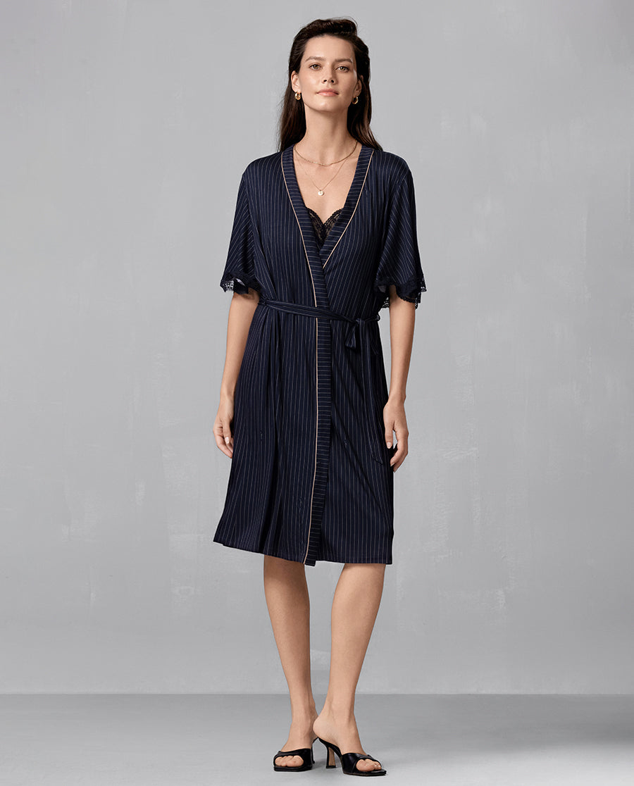 Aimer Short-sleeve Robe – AÍMER